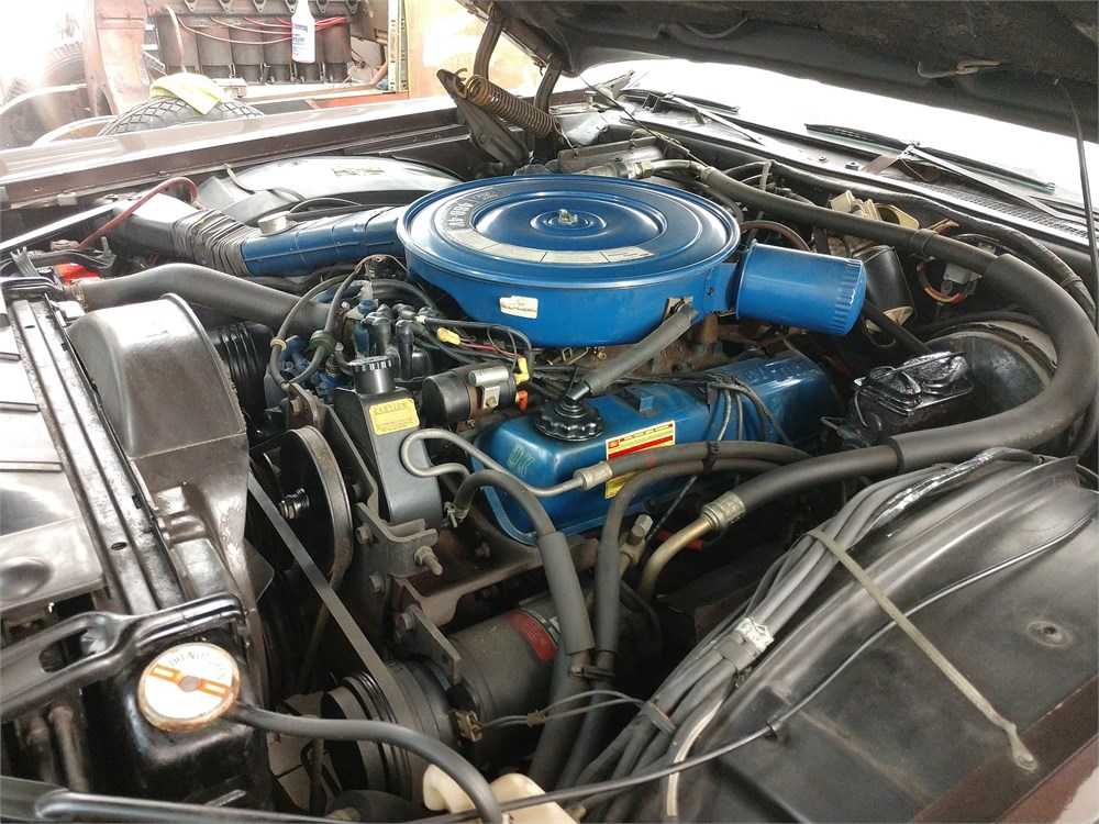 7k-Mile 1973 Lincoln Continental Mark IV available for Auction ...