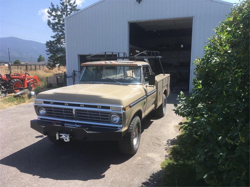 1975 Ford F100 Ranger XLT available for Auction | AutoHunter.com | 20136912