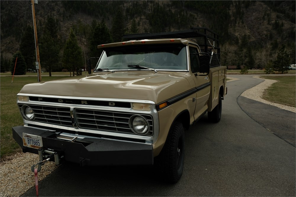 1975 Ford F100 Ranger XLT available for Auction | AutoHunter.com | 20136912