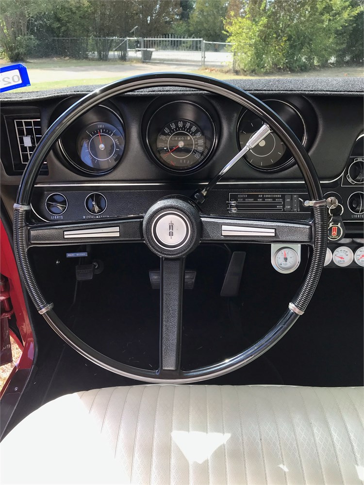 1968 Oldsmobile Cutlass S available for Auction | AutoHunter.com | 10671077