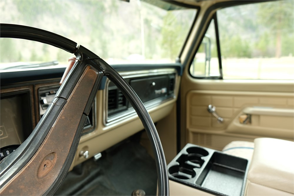 1975 Ford F100 Ranger XLT available for Auction | AutoHunter.com | 20136912