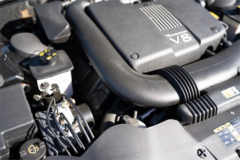 380-MILE 2002 FORD THUNDERBIRD available for Auction | AutoHunter.com ...