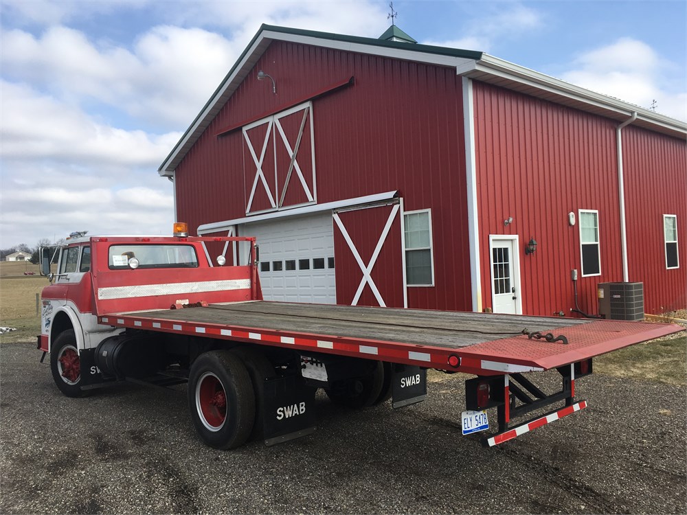 1984 Ford F600 COE Rollback available for Auction | AutoHunter.com ...