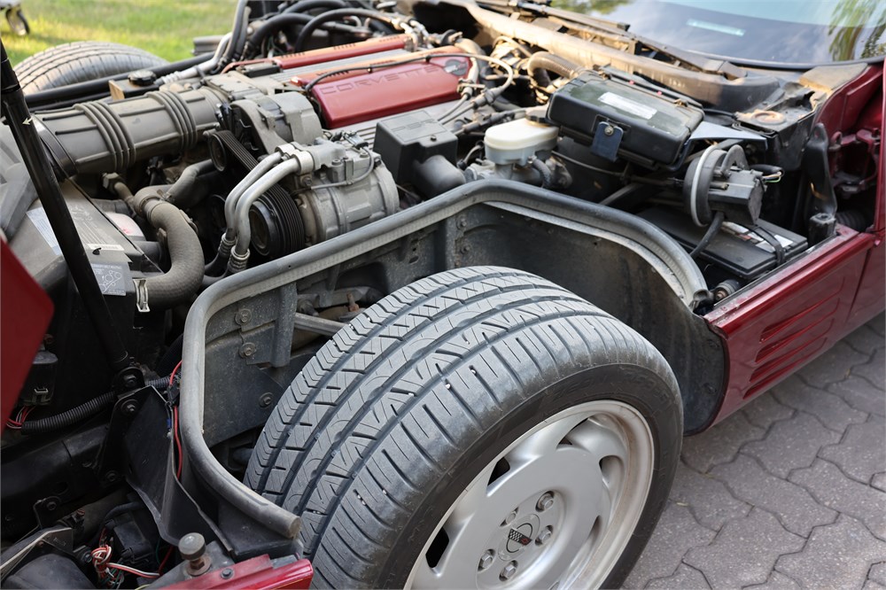 1992 Chevrolet Corvette available for Auction | AutoHunter.com | 10415561