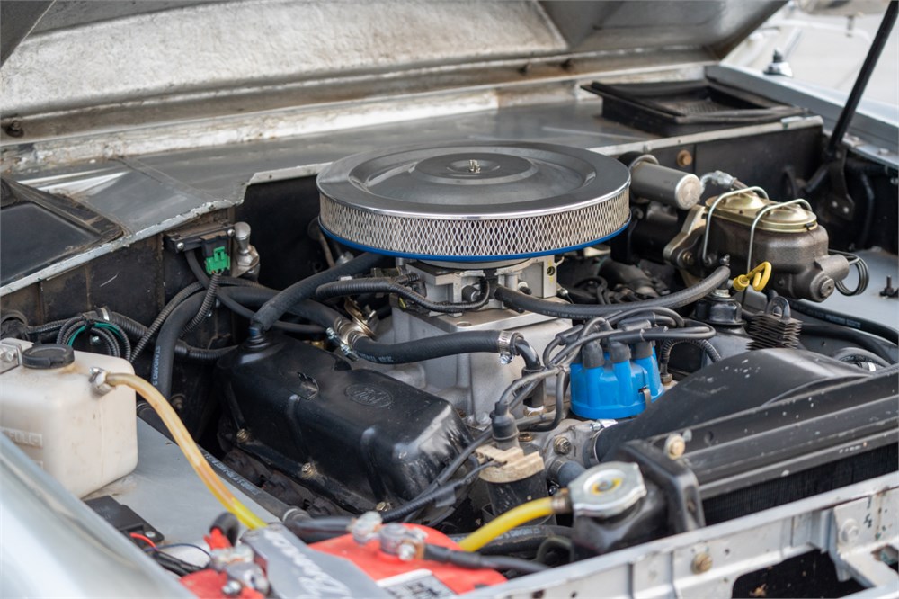 1976 Ford Bronco Engine