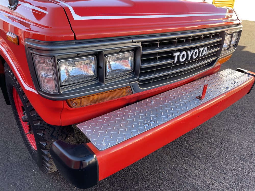 1989 Toyota Land Cruiser Fire Truck available for Auction | AutoHunter ...