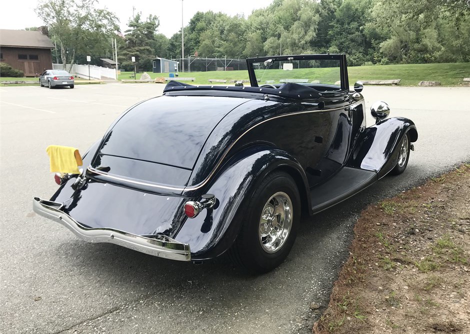 1933 Ford Model B Cabriolet available for Auction | AutoHunter.com ...
